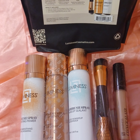 Luminess | Makeup | Luminess Airbrush Spray Set With Gold And White ...